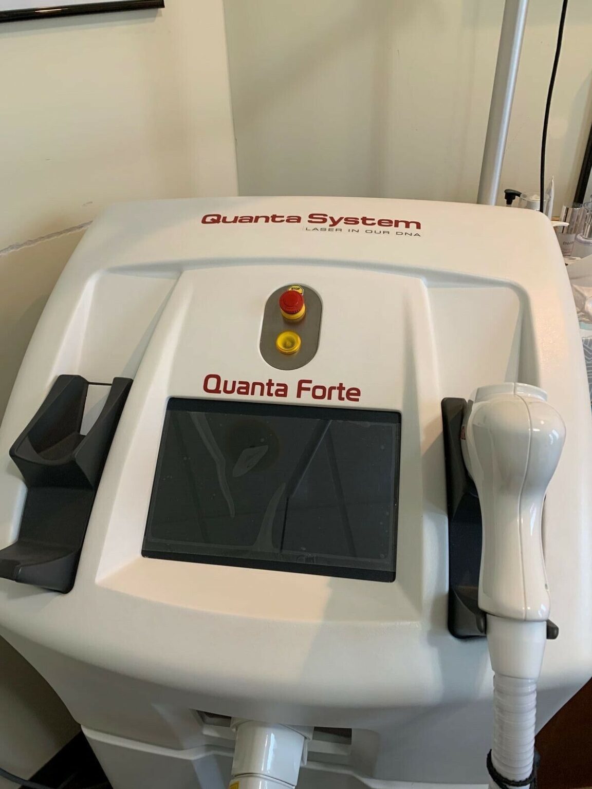 Quanta Systems Forte IPL And Diode System - ASAA MEDICAL